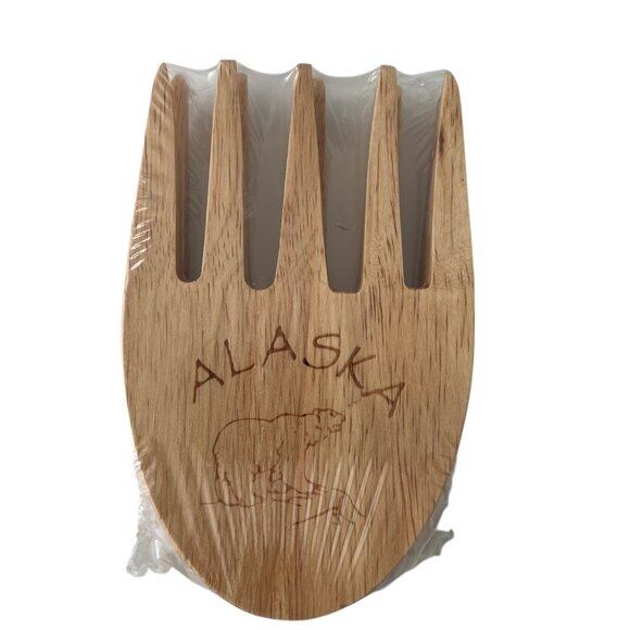 Kitchen | Alaska Bear Paw Salad Pasta Server | Poshmark
